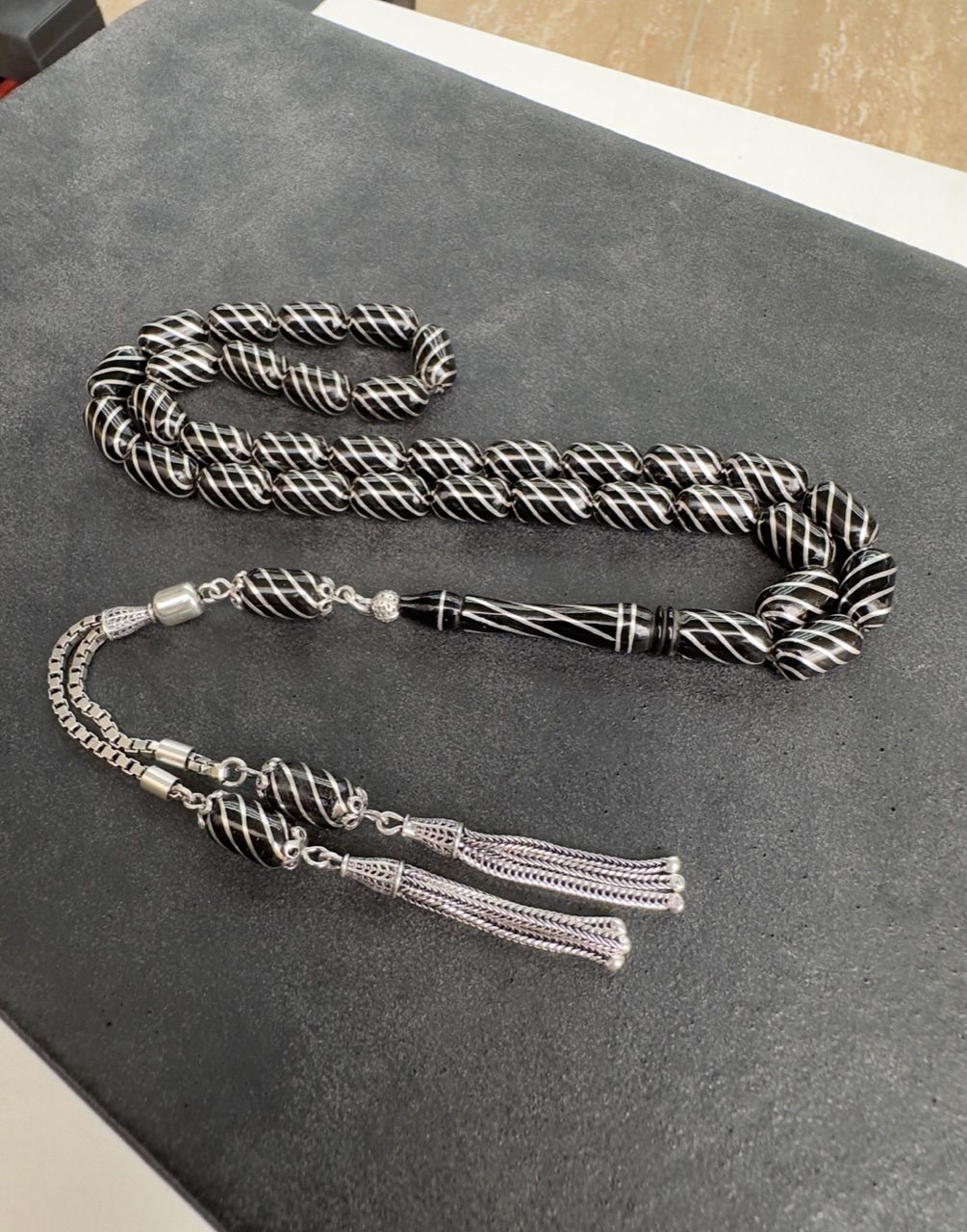 Kapsül Model Yarma İşlemeli Oltu Tesbih - Oltu Tesbihler