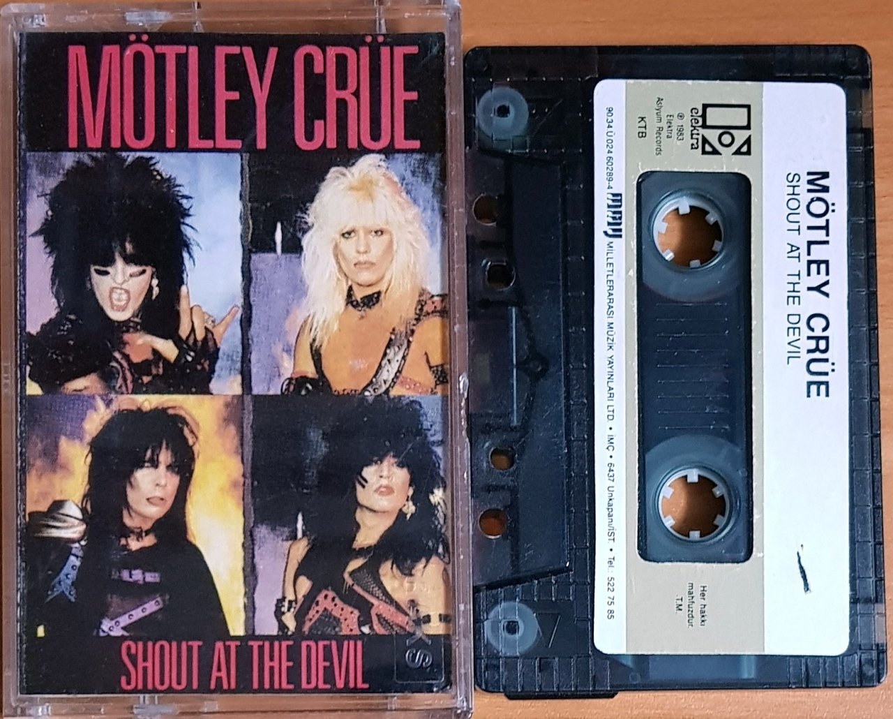 Motley Crue Shout At The Devil