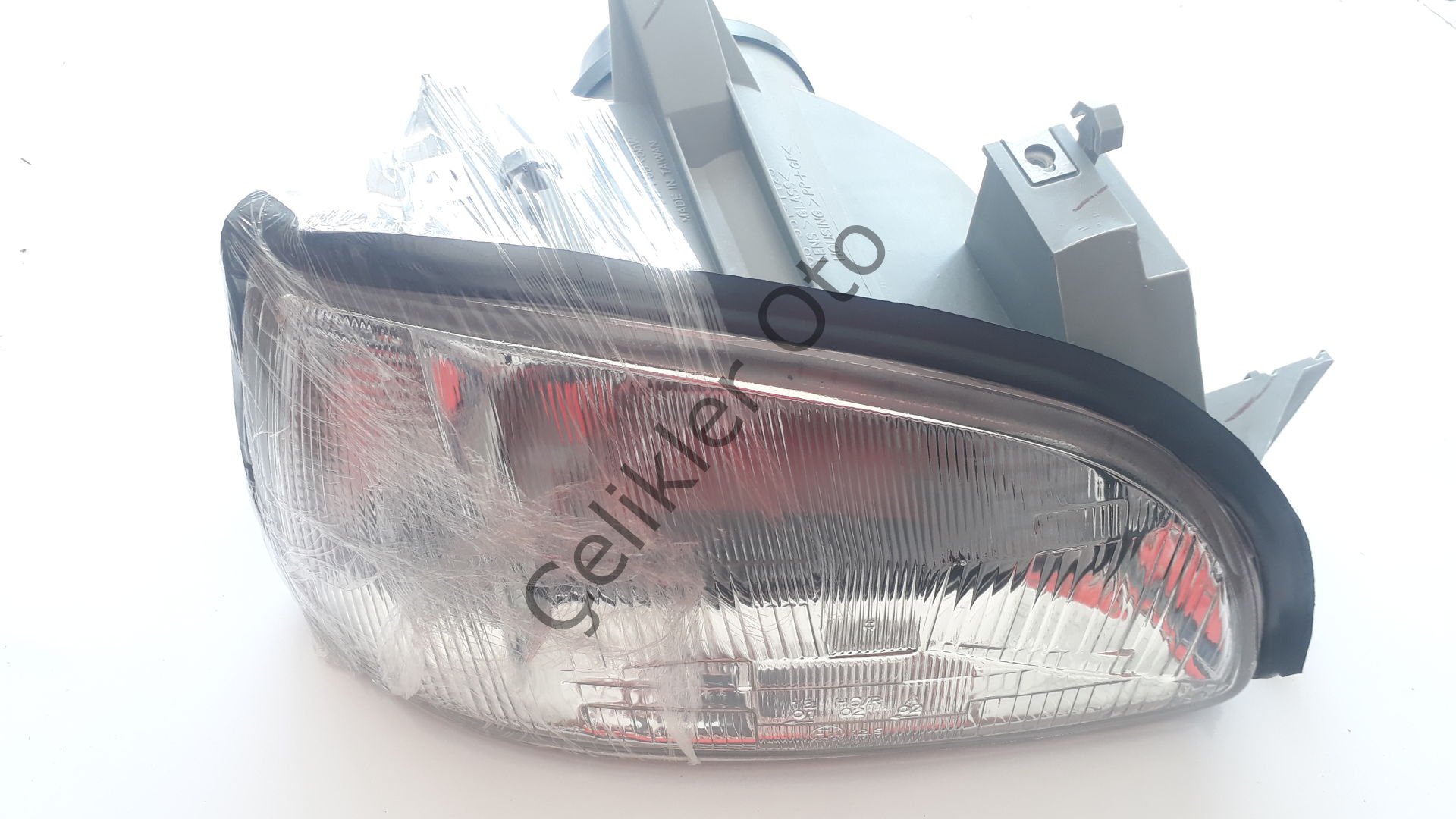 Sağ Far Renault Clio 1996->1998 7701042148