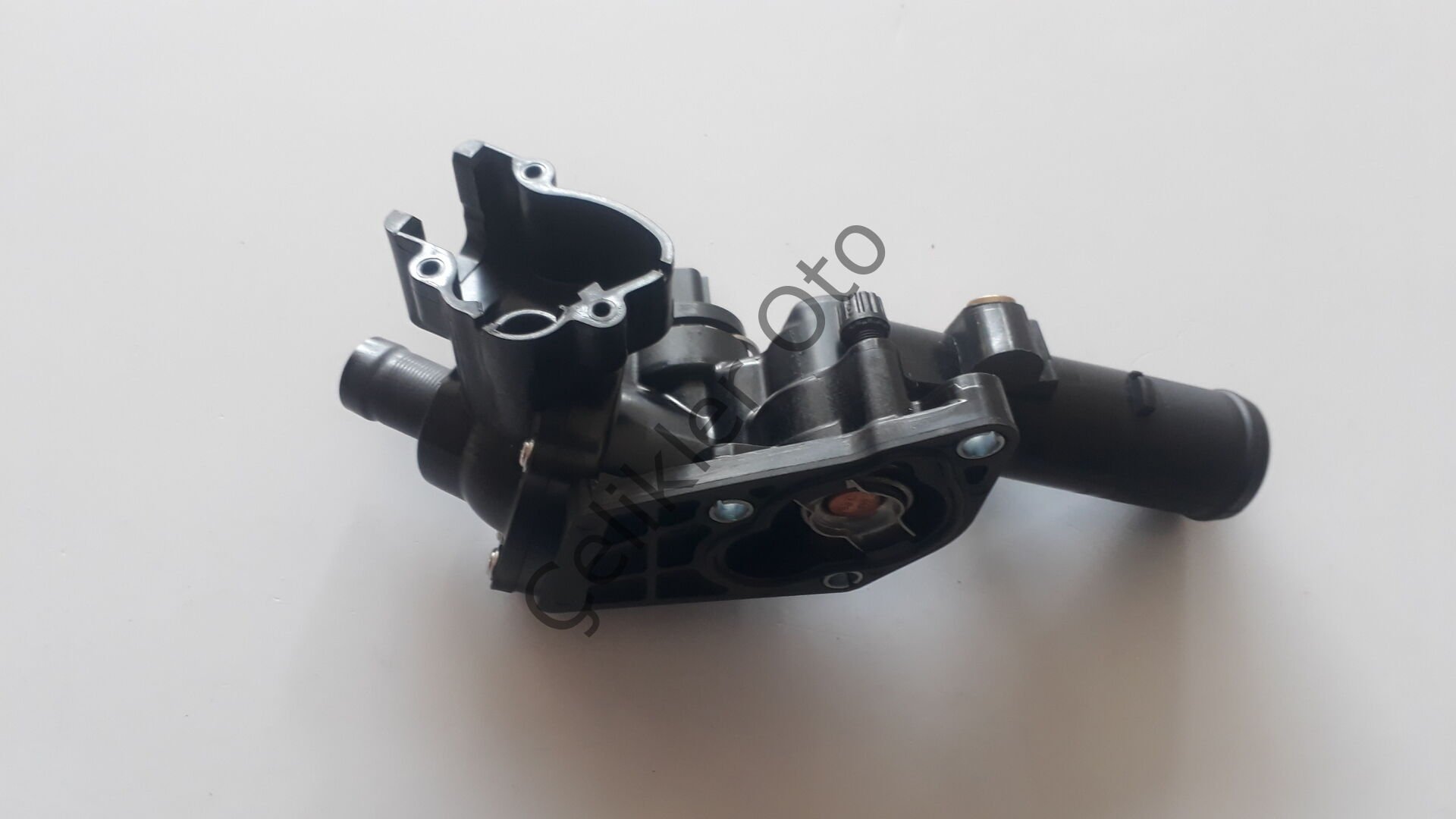 Termostat Komple Clio 4 Megane 4 Talisman 1,5Dci K9K 110609813R