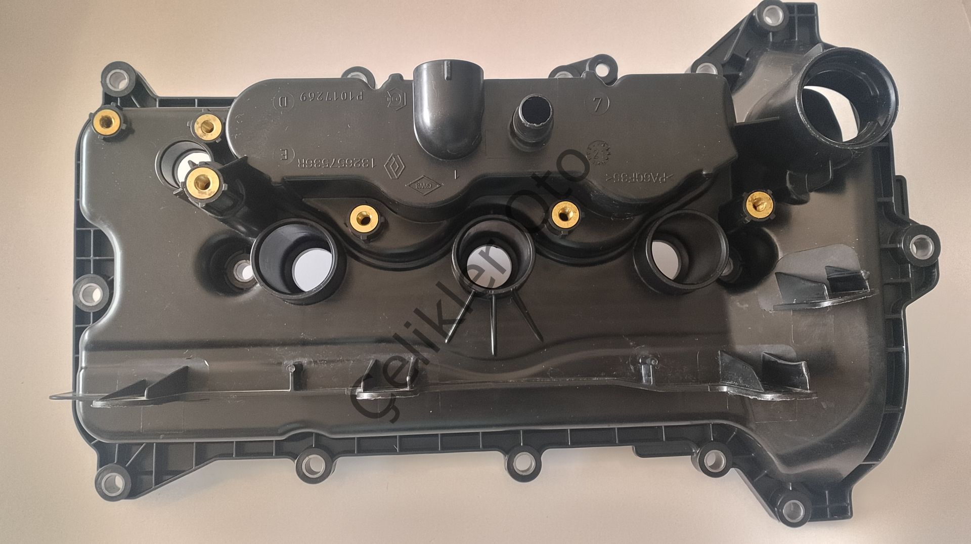 Külbütör Kapağı Clio 5 Sandero 1,0Tce 132657536R