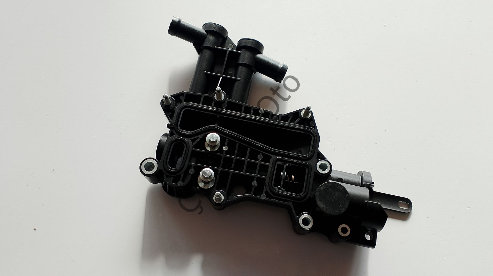 Yağ Soğutucu Alt Parça Megane 4 Talisman Trafik 3 1,6Dci R9M 152085078R