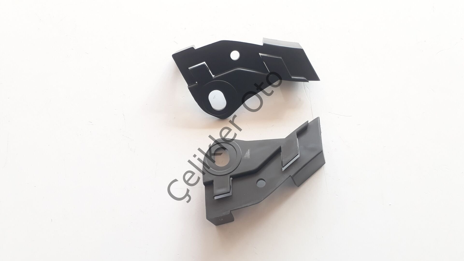 Ön Tampon Braketi Ayağı Clio 3 Takım 7701208754