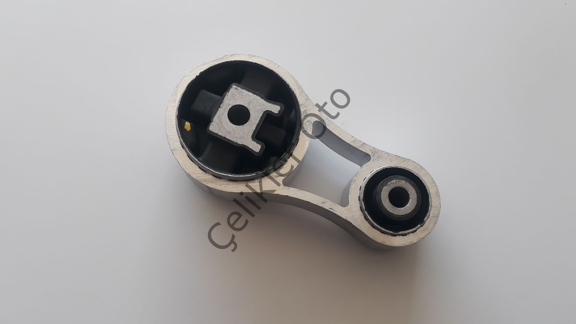 Motor Arka Takozu Trafik 1,9Dci 2,0Dci 8200003826