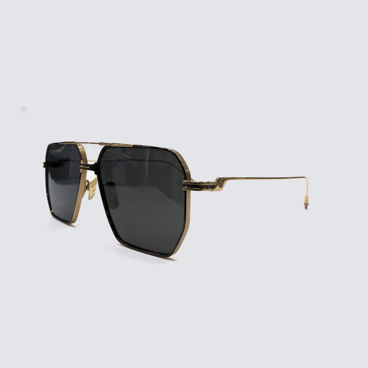 40 MILLION DUMA GUN/GLD/610 58