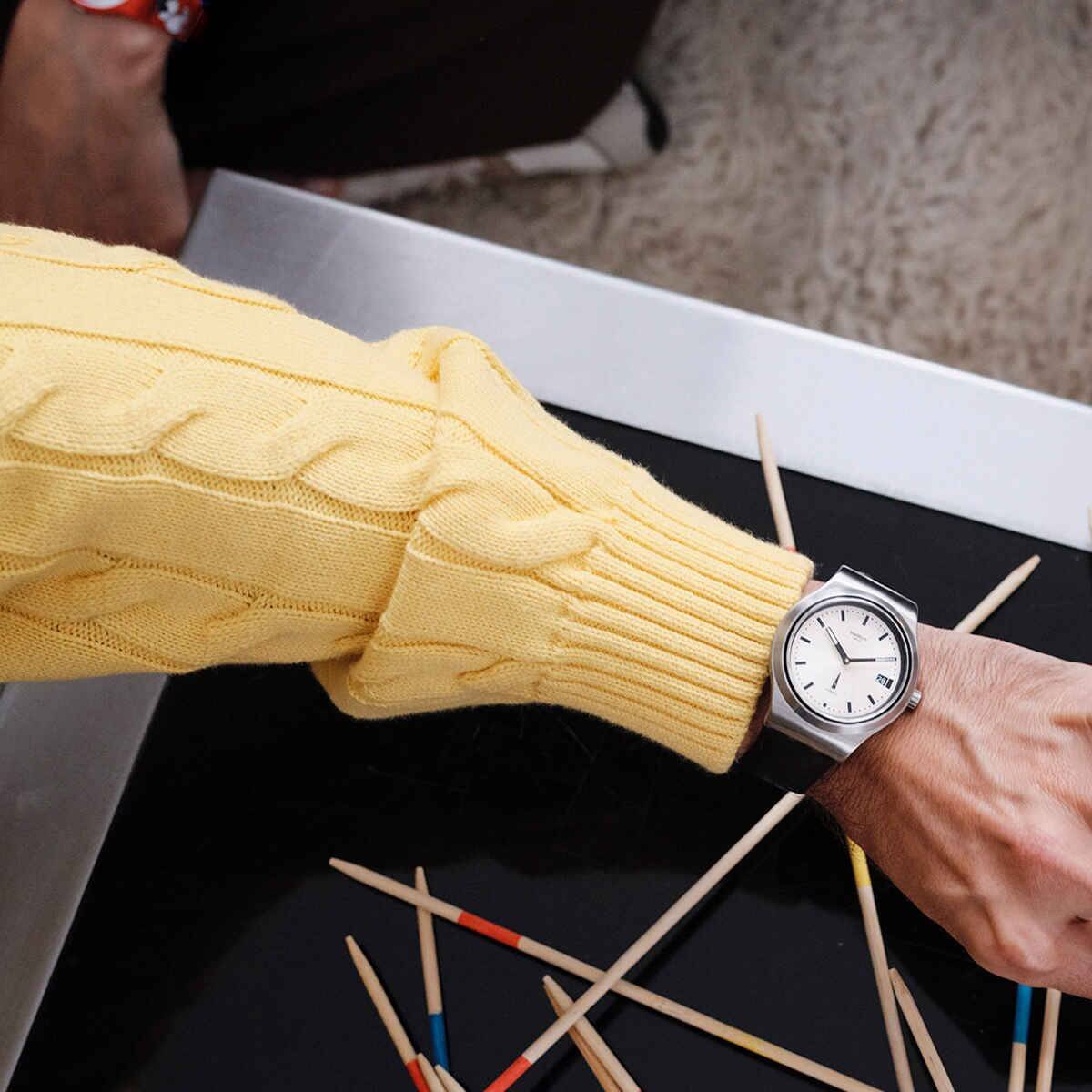 Swatch Unavoidable Erkek Kol Saati SY23S408