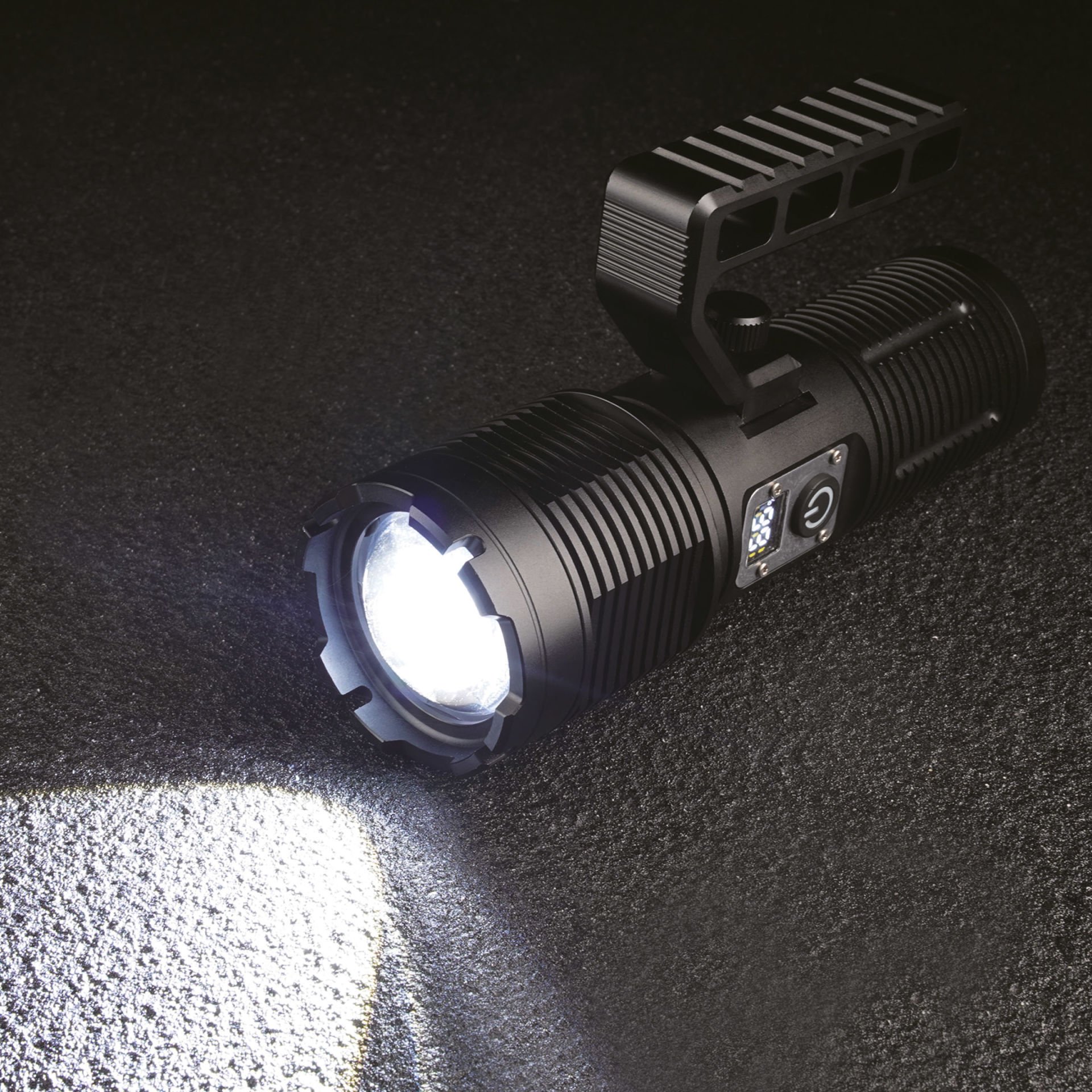 PANTHER PT-4110 USB ŞARJLI EL FENERİ | Uygun Fiyat, Orijinal Kalite ve Hızlı Kargo - Al Nalburiye