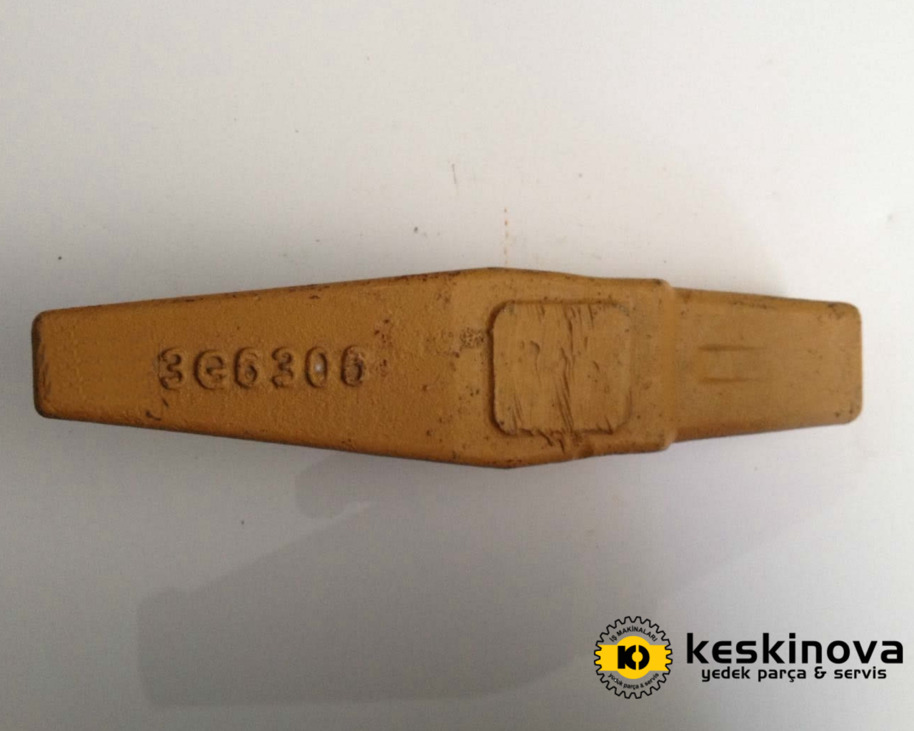 CATERPILLAR OEM CAT 215 MODEL SAĞ ADAPTÖR (KAYNAKLI)