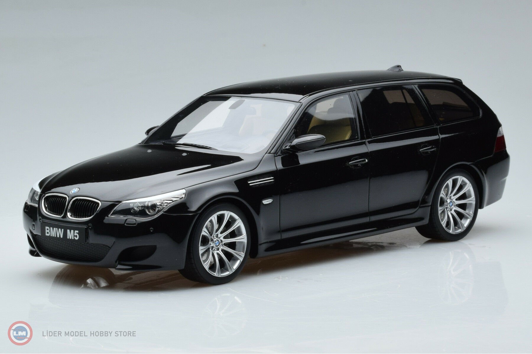 Otto Mobile - 1:18 2005 BMW 5-SERIES M5 (E61) TOURING SW STATION WAGON ...
