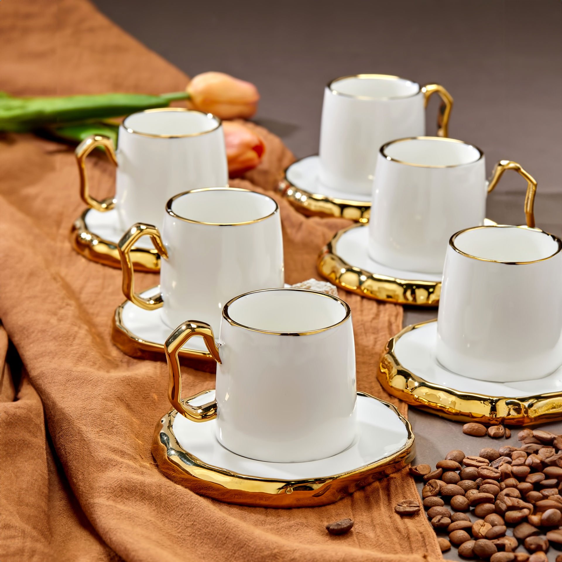 Carmen 6 Kişilik Porselen Gold Detaylı Çay Takımı | Vadi Home