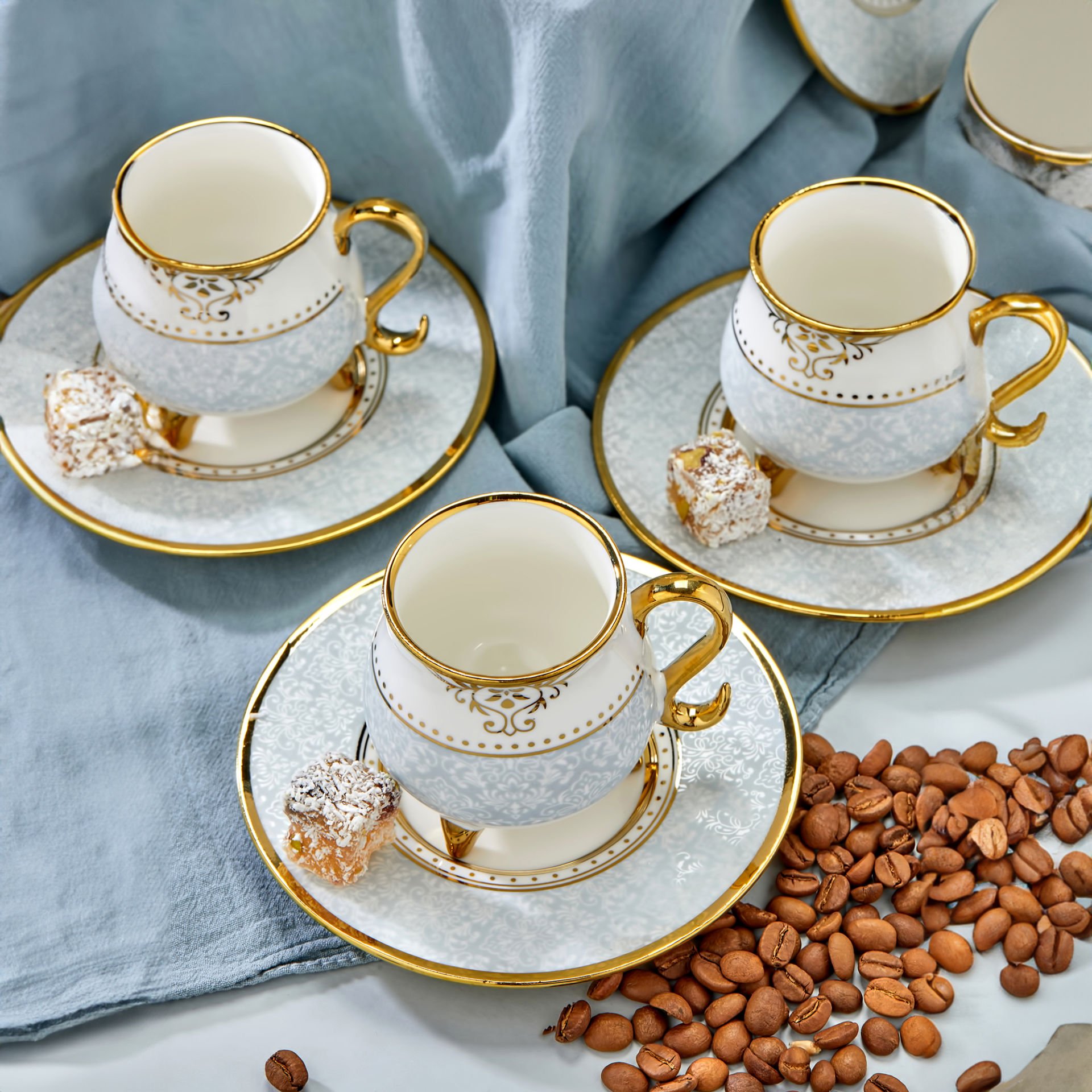 Carmen 6 Kişilik Porselen Gold Detaylı 3 Ayaklı Çay Fincan Takımı ...