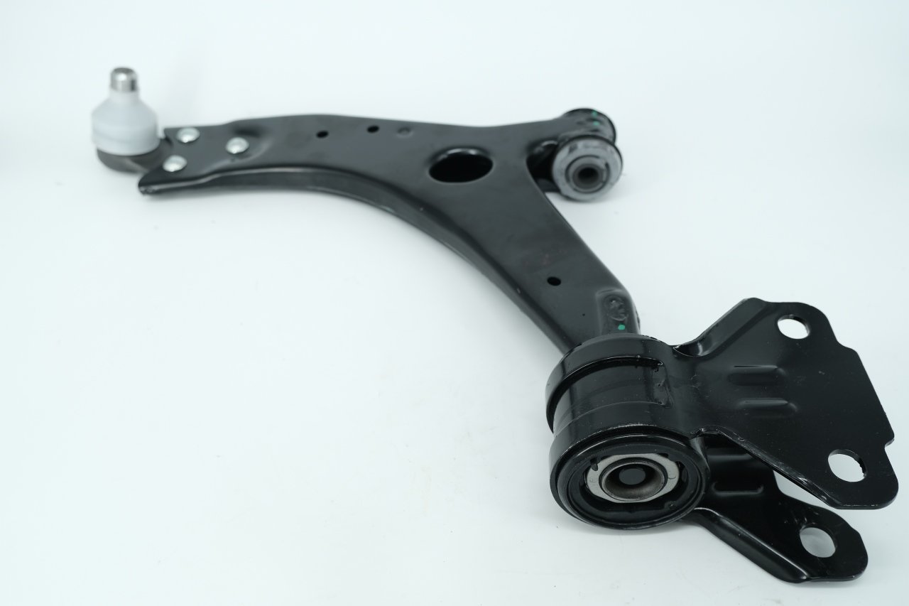 Volvo V40 Sol Salıncak Alt Tabla 2013-2019 31340232- Kapimsan