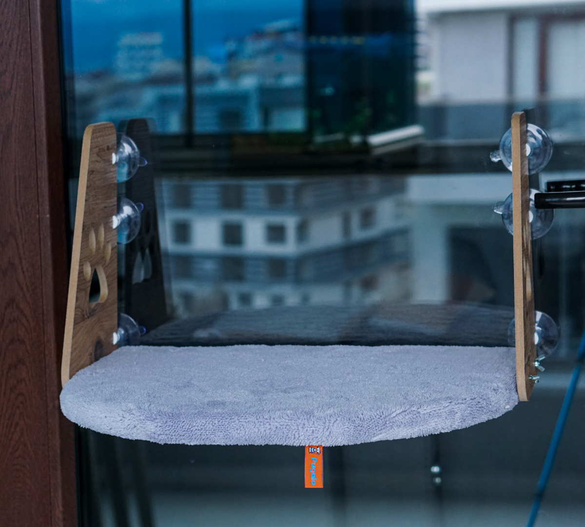 Pugalo Vantuzlu Kedi Cam Yatağı Gri