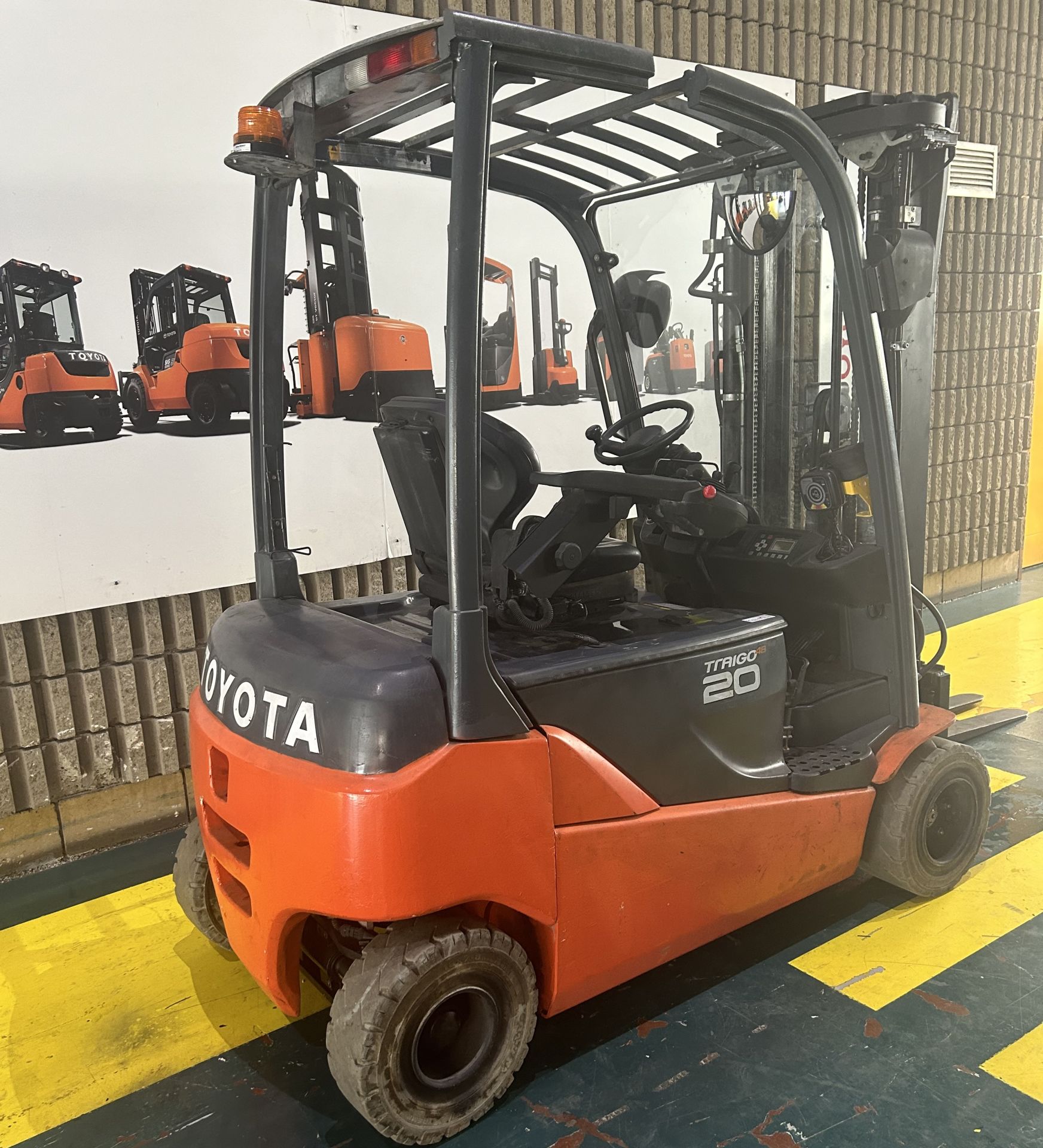 Toyota Traigo 48V 8BM20T Elektrikli Forklift