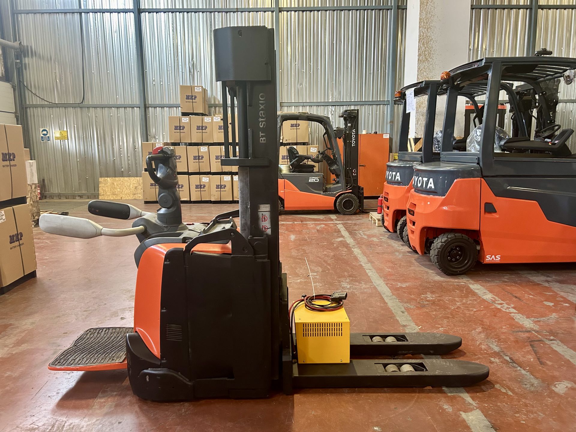 BT Levio SPE 200 Platformlu İstifleyici