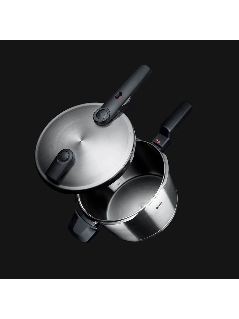 Fissler Vitaquick Glossy Pressure Cooker 3.5 Liters