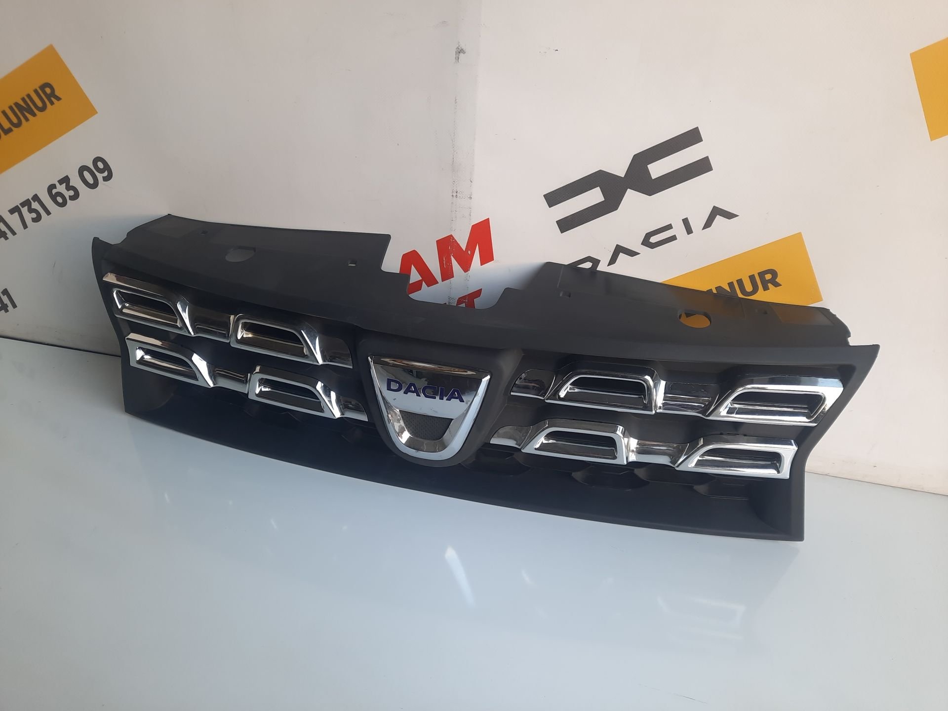 Duster 14-17 Sıfır İthal Ön Panjur Komple 623100838R 623840543R