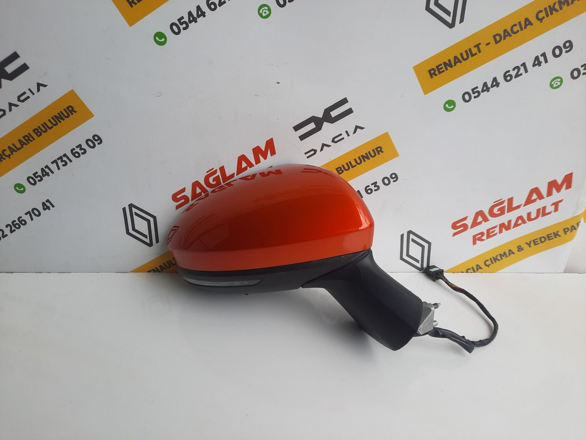 Clio 5 Orijinal Hatasız Elle Katlanır Sağ Ayna 963011854R