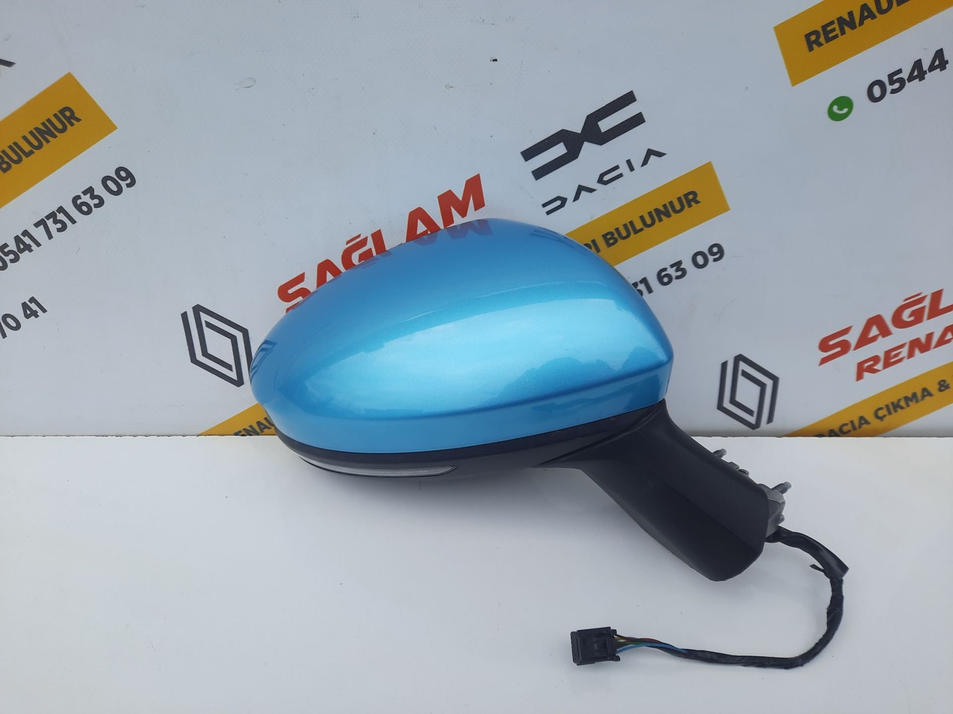 Clio 5 Orijinal Hatasız Elle Katlanır Sağ Ayna 963011854R