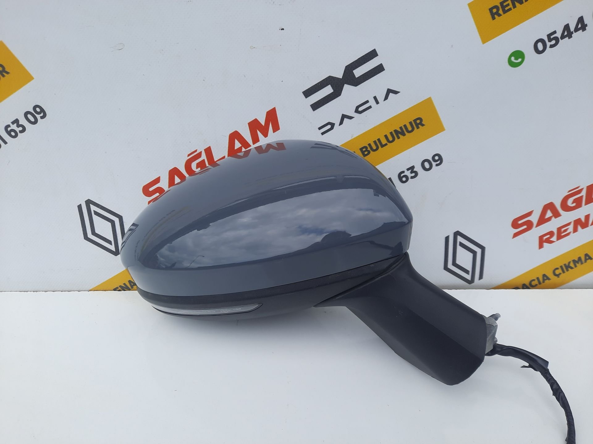 Clio 5 Orijinal Hatasız Elle Katlanır Sağ Ayna 963011854R