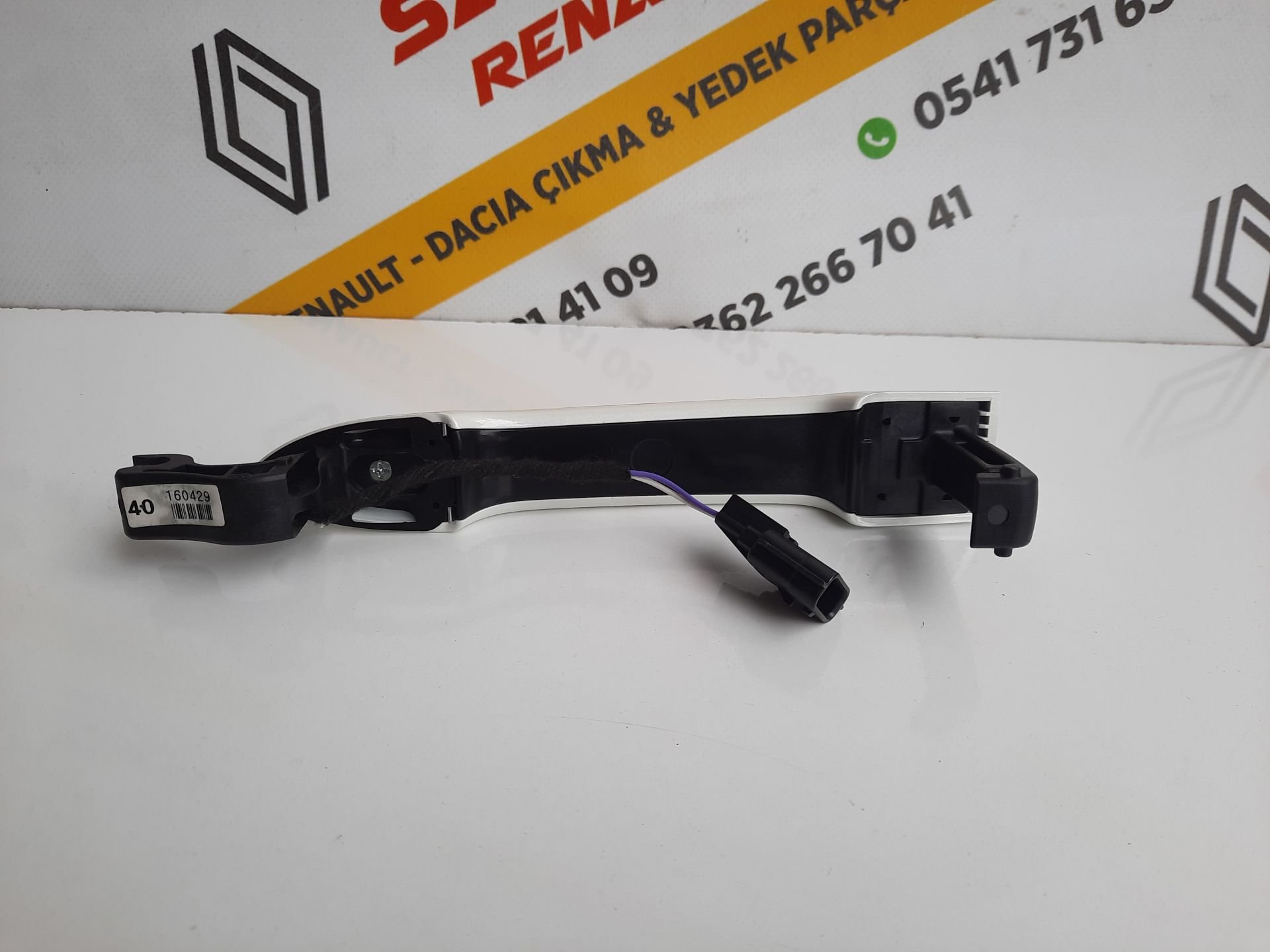 Clio 4 Sıfır Orijinal Dış Kapı Kolu 806B04979R