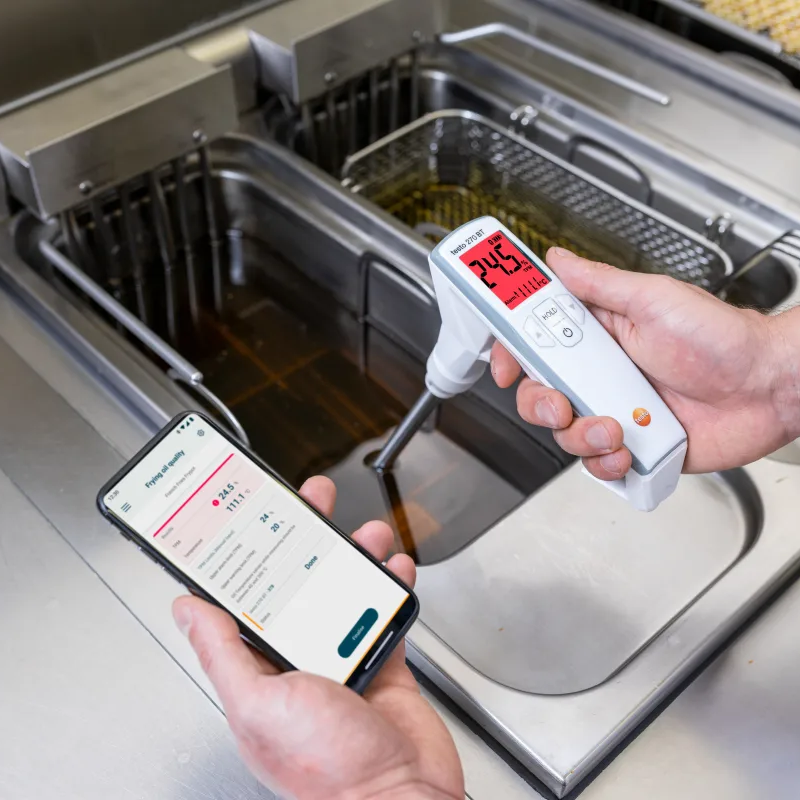 Testo 270 BT Kızartma Yağı Ölçüm Cihazı %0.5... %40.0 TPM / -40… +200 °C