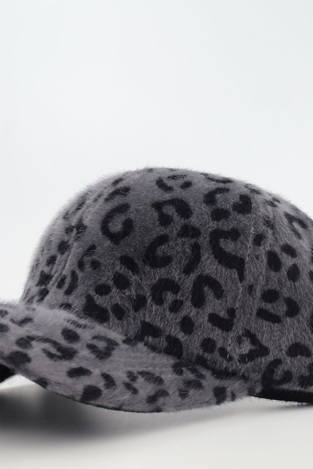 Gri Leopar Cap Şapka - Kapin