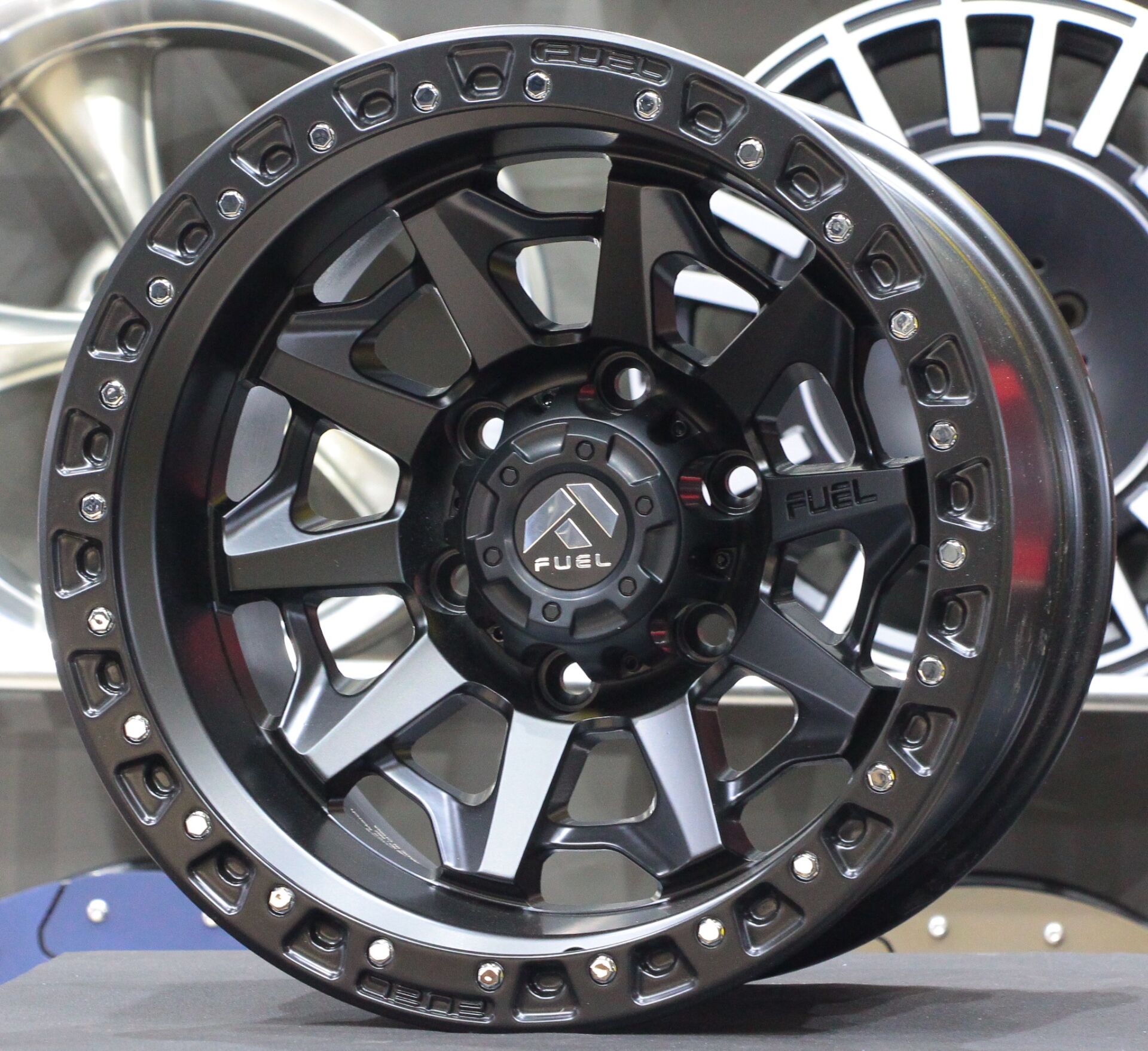 Fuel Off-Road 16X10 6X139.7 ET-25 Matte Black