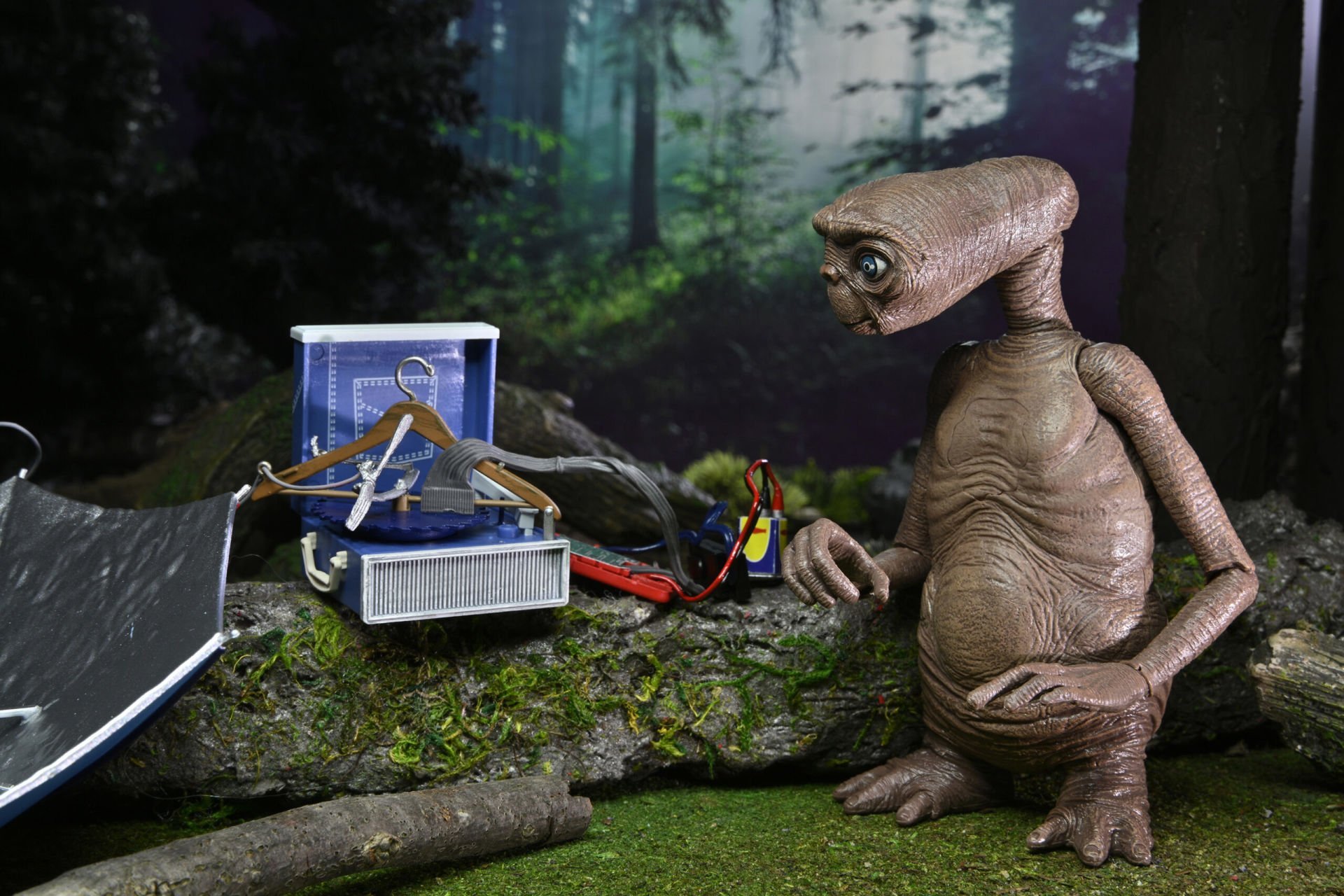 E.T. 40th Anniversary - Ultimate E.T. Deluxe Set (LED Işıklı)
